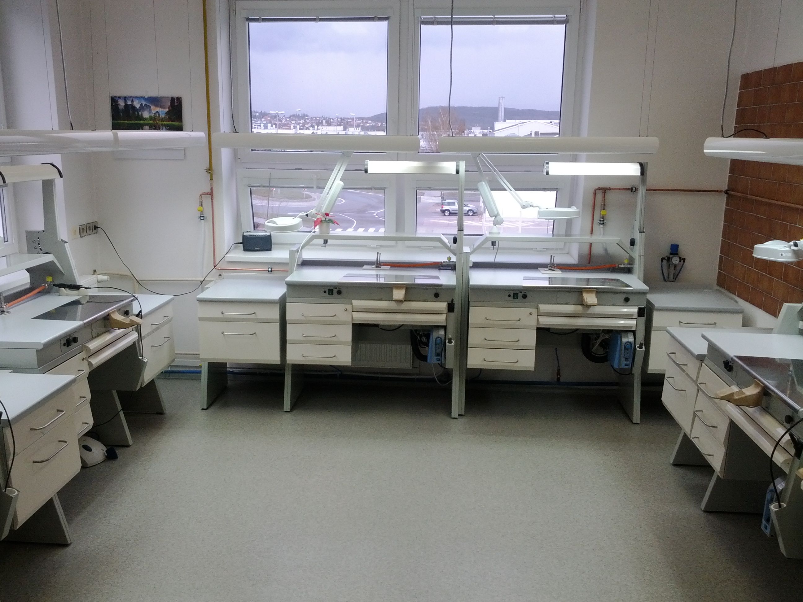 Laboratoře